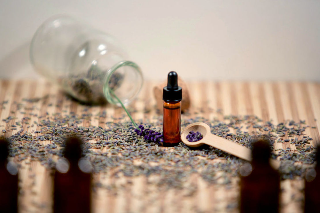 How To Choose the Right Lavender Essential Oil