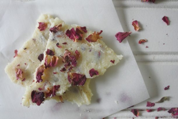 34 Ways To Use Roses – Herbal Academy