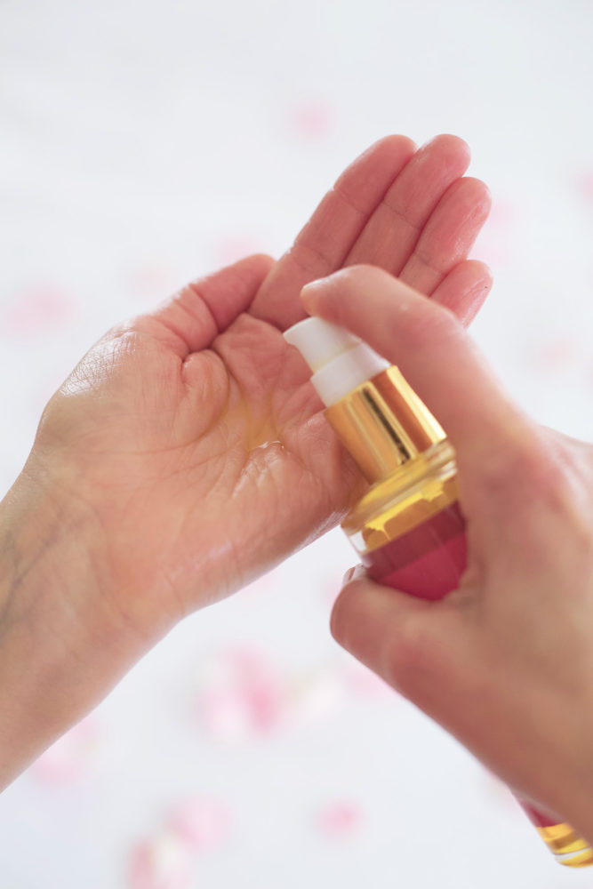 Herbal Aphrodisiacs: What They Are & How to Use Them