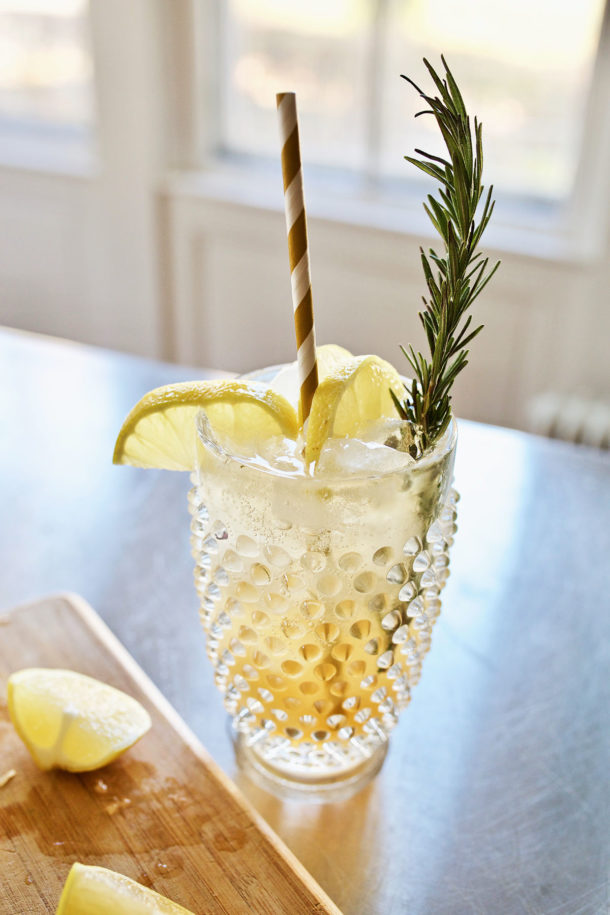 How to Make and Use the Legendary Four Thieves Vinegar Blend