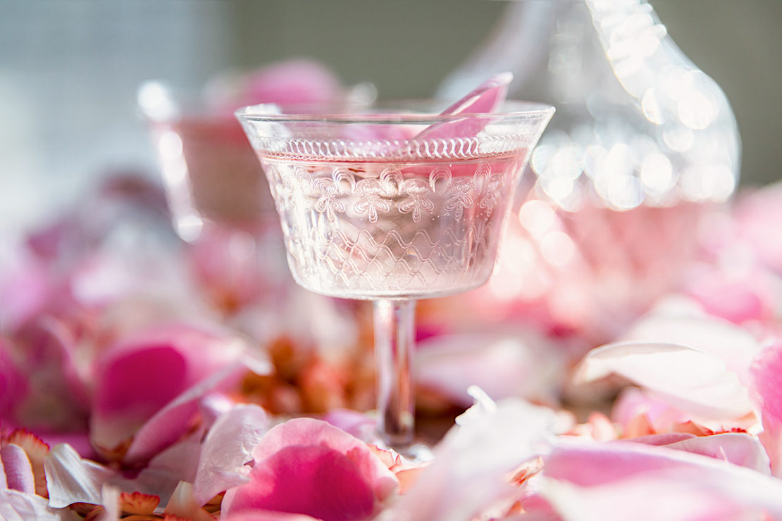 Herbal Aphrodisiacs: What They Are & How to Use Them