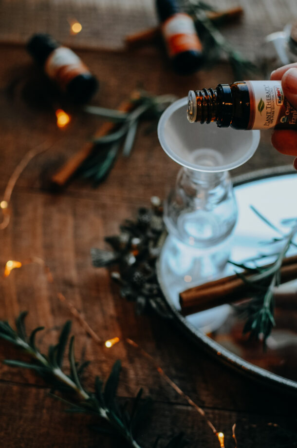 Essential Oil Perfume: A DIY Gift Idea – Herbal Academy