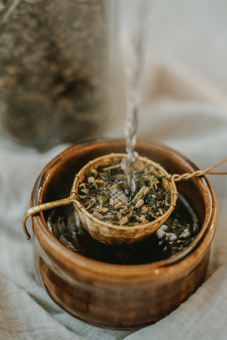 Tea Blending 101 Mini Course - Herbal Academy