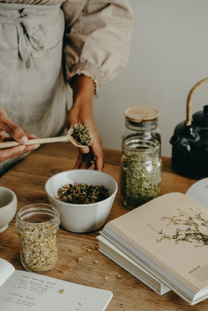 Online Herbalism Courses – at the Herbal Academy